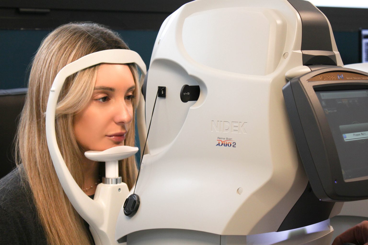 Laser correction of hyperopia in Marseille | Cosmetic surgery in ...